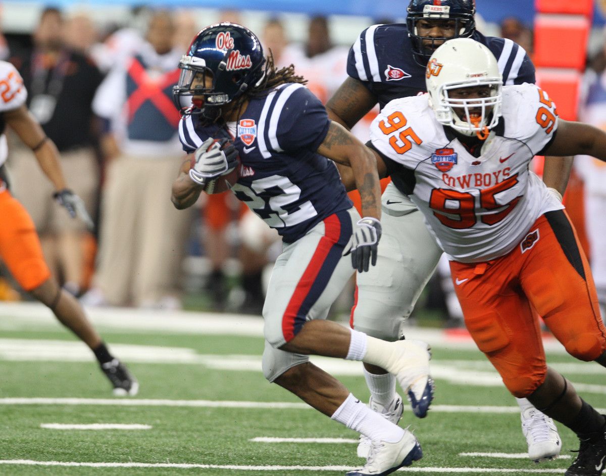LONE STAR REBELS: A History of Ole Miss Bowl Games in Texas - The Grove ...