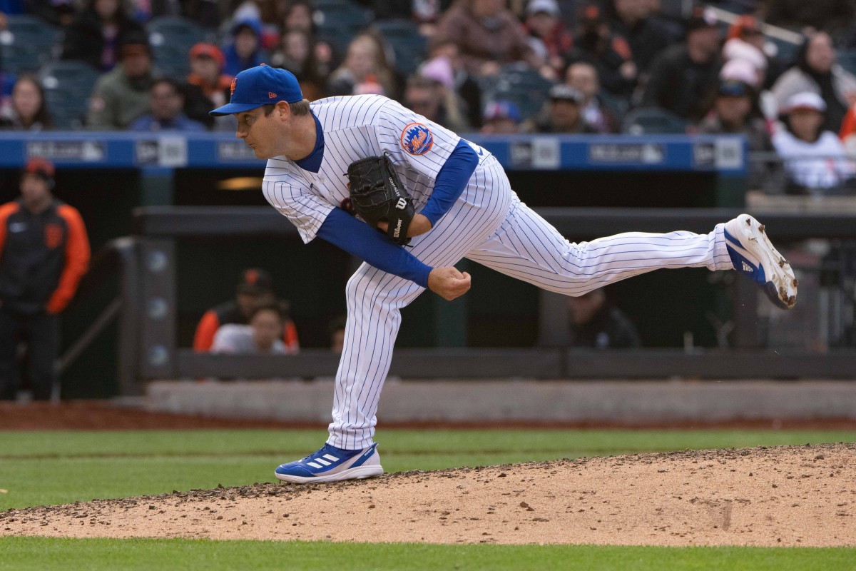 Angels News: Halos Pitching Target Signs With San Diego Padres - Los ...