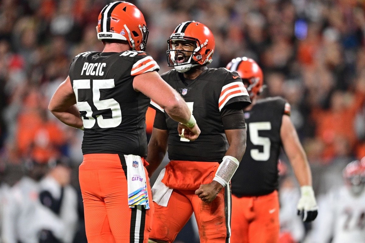 Cleveland Browns Designate C Ethan Pocic to Return From Injured Reserve ...