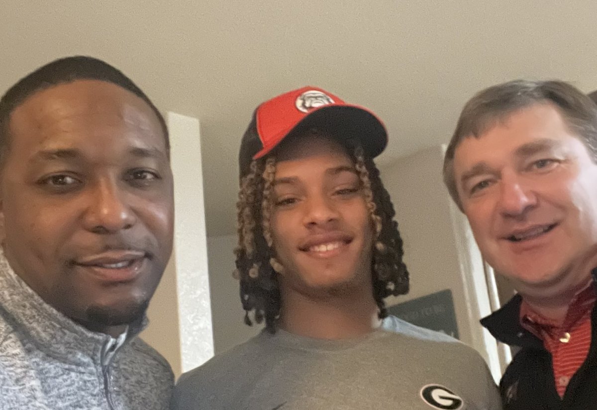 Anthony Evans Signs With Georgia - Sports Illustrated Georgia Bulldogs ...