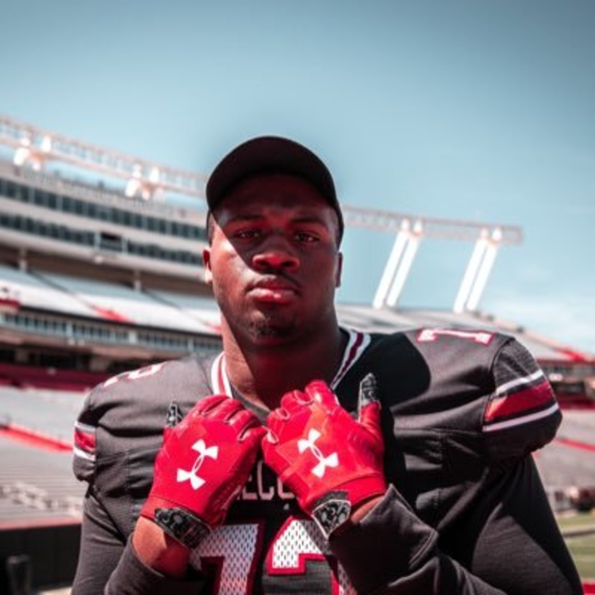 Trovon Baugh Signs Letter Of Intent With South Carolina Football ...