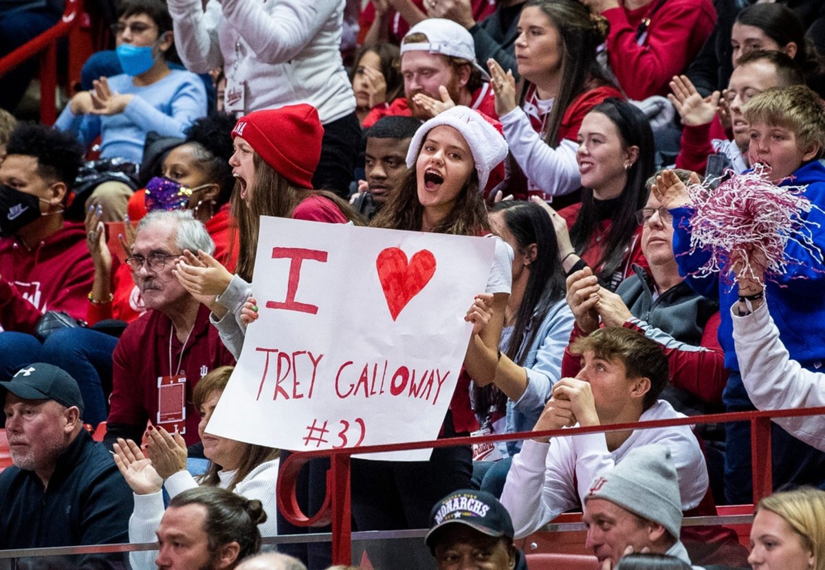 Indiana Hoosiers Move Up Two Spots to No. 16 in Associated Press Top-25 ...