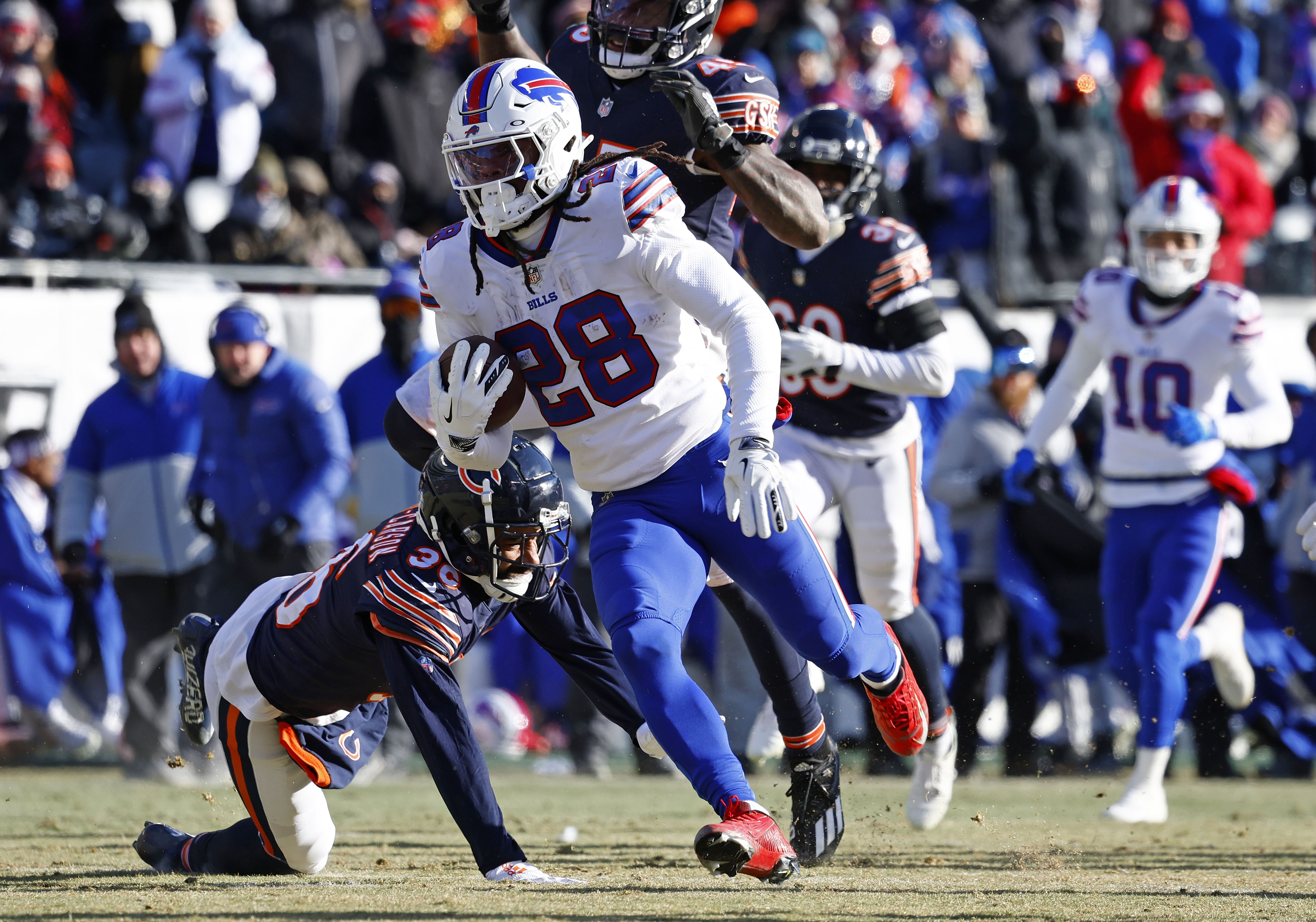 Bills 'Right on Time!' Notebook: 3 Takes on Buffalo AFC East-Clinching ...
