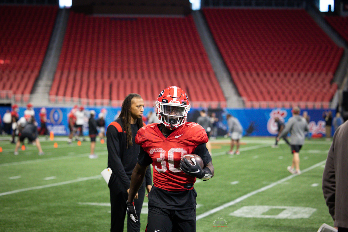 Georgia Football Photos From Practice Leading Up to Matchup with Ohio ...