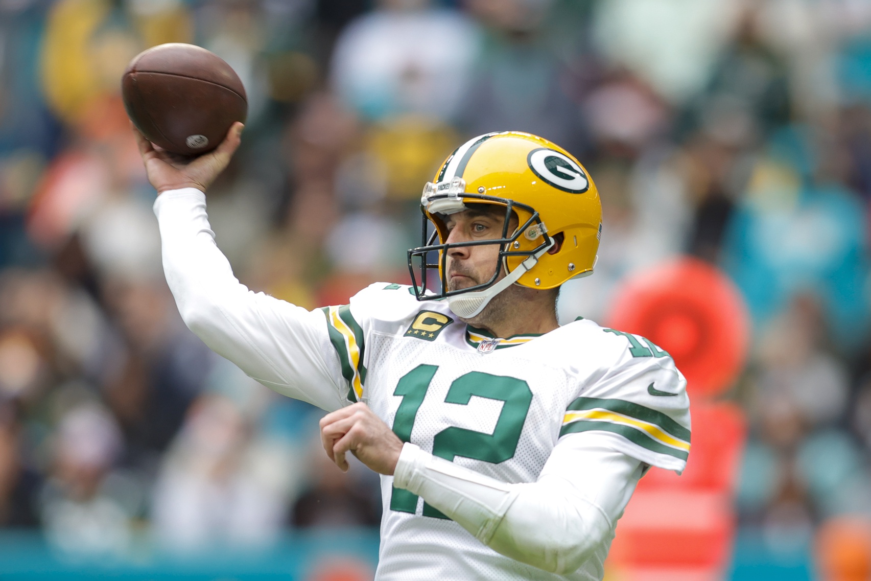 Aaron Rodgers dealing with knee injury ahead of Vikings game - Sports ...