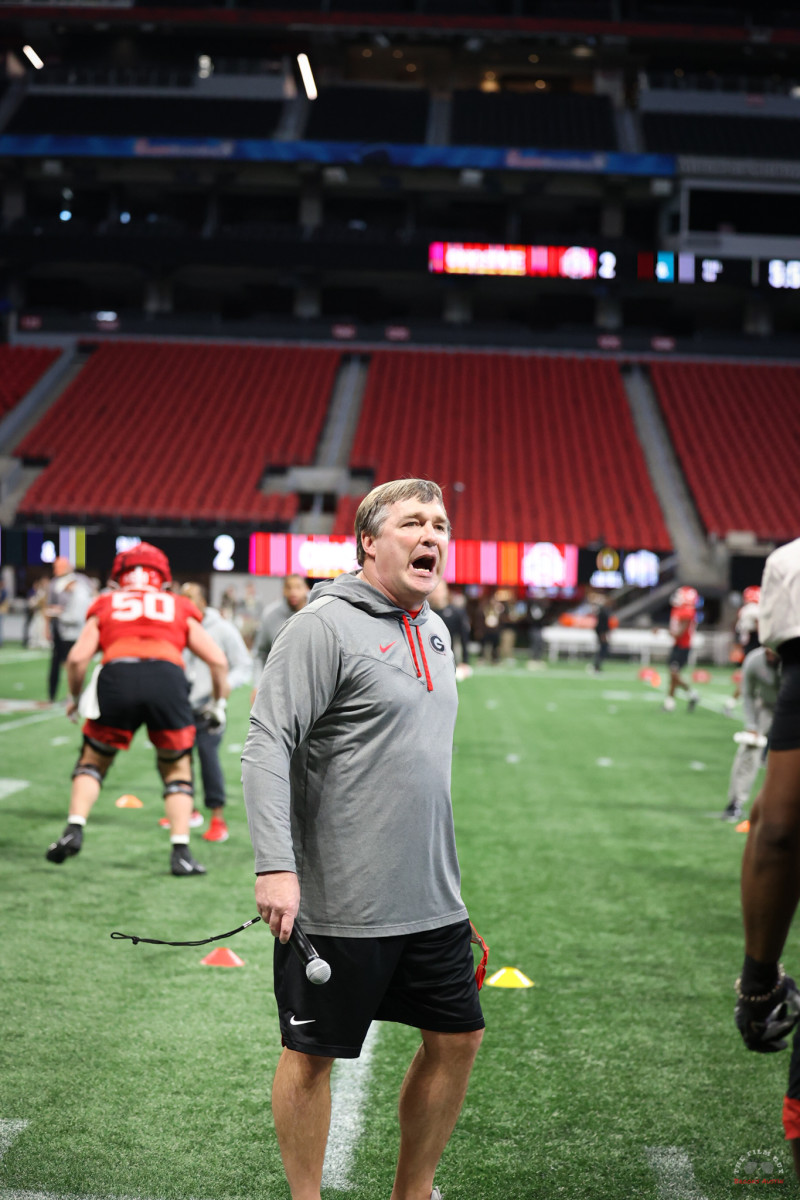 Georgia Football Photos From Practice Leading Up to Matchup with Ohio ...