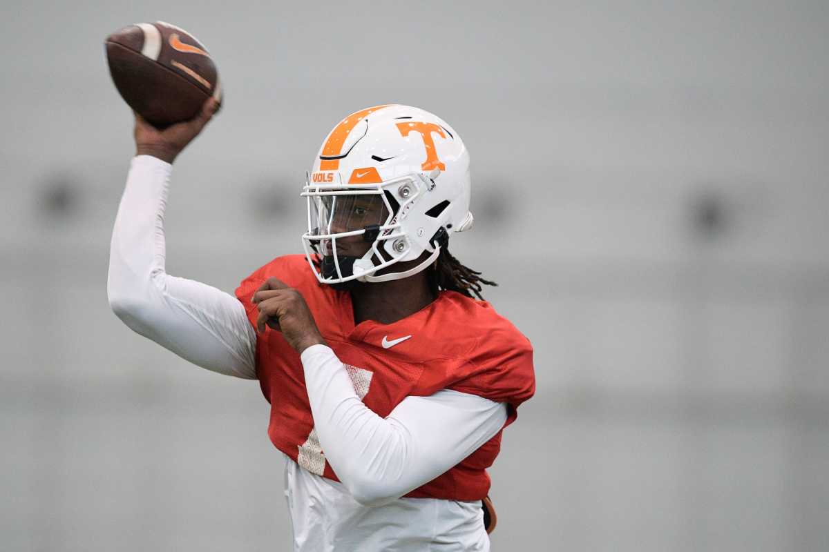 Vols’ QB says ‘Tennessee is still going to be Tennessee’ in Orange Bowl ...