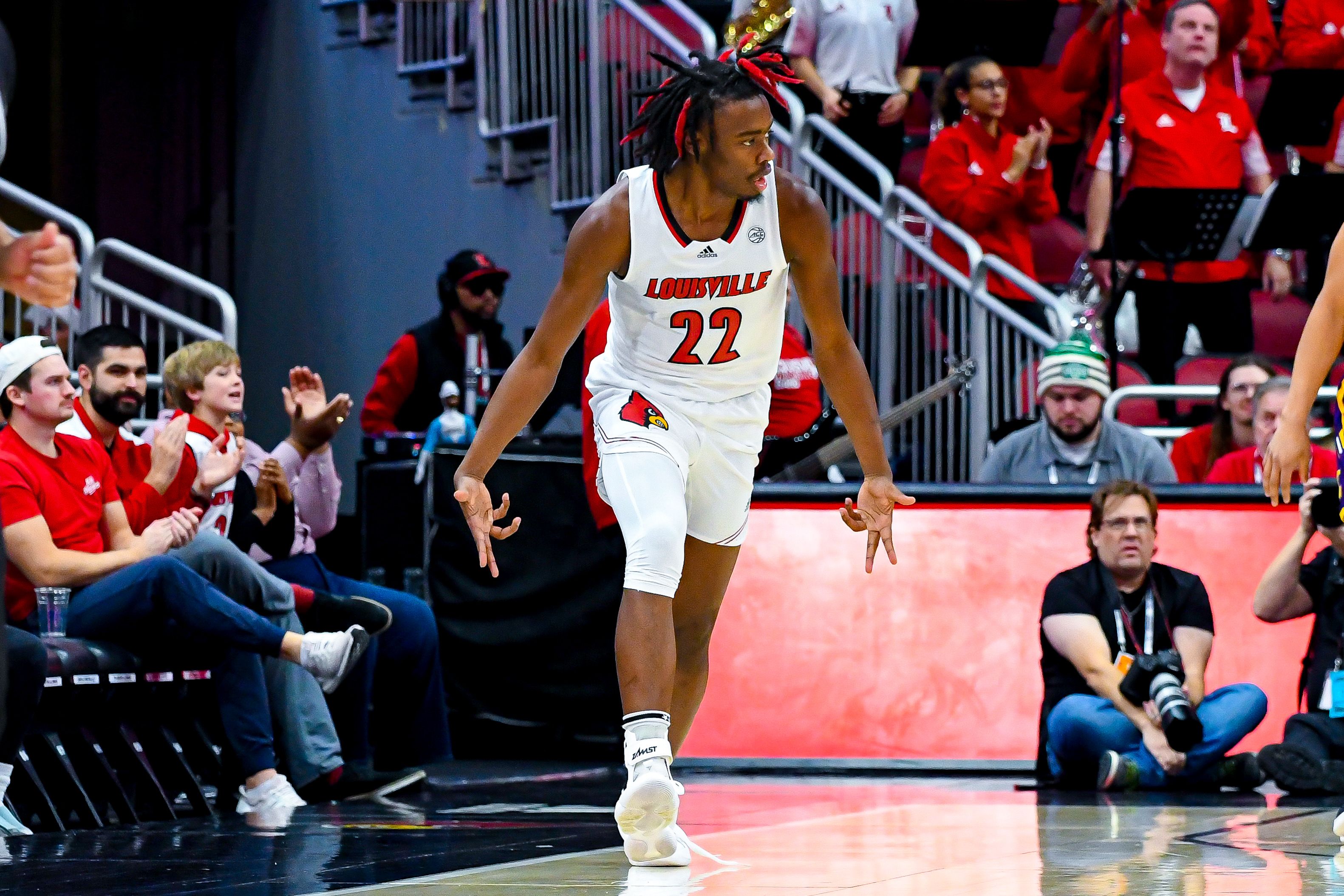 Tale of The Tape, Predictions: Louisville Men's Basketball vs. Kentucky ...