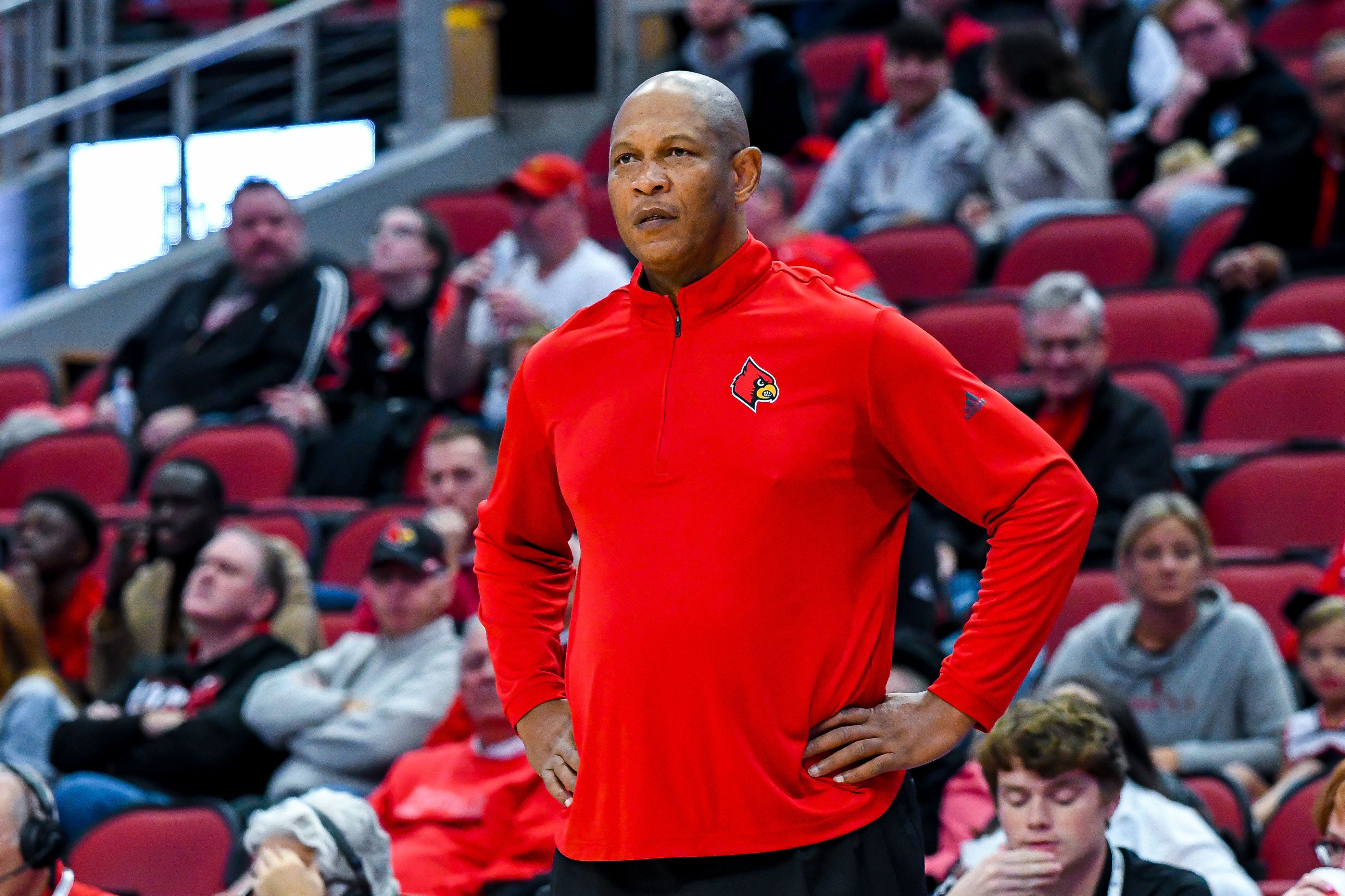 Watch: Kenny Payne, Louisville Men's Basketball Players Preview ...