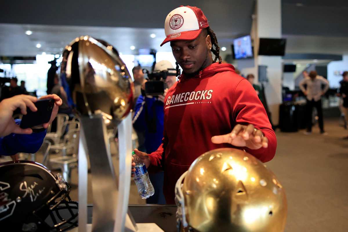 Dakereon Joyner Returns To South Carolina Football - Sports Illustrated ...