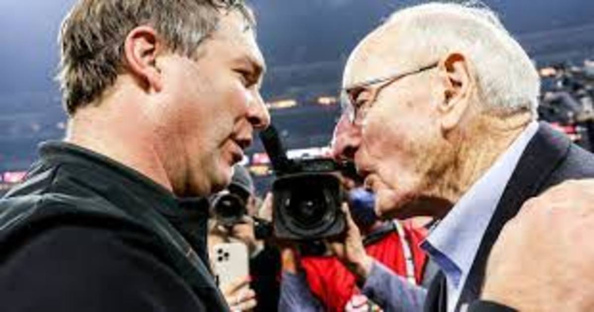 Mr. CFB: Georgia Will Miss Coach Dooley, Other Legends vs. Ohio State ...