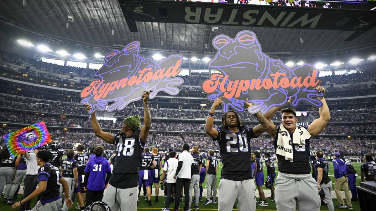 Why the stubborn, resilient Max Duggan is the perfect leader for TCU's ...