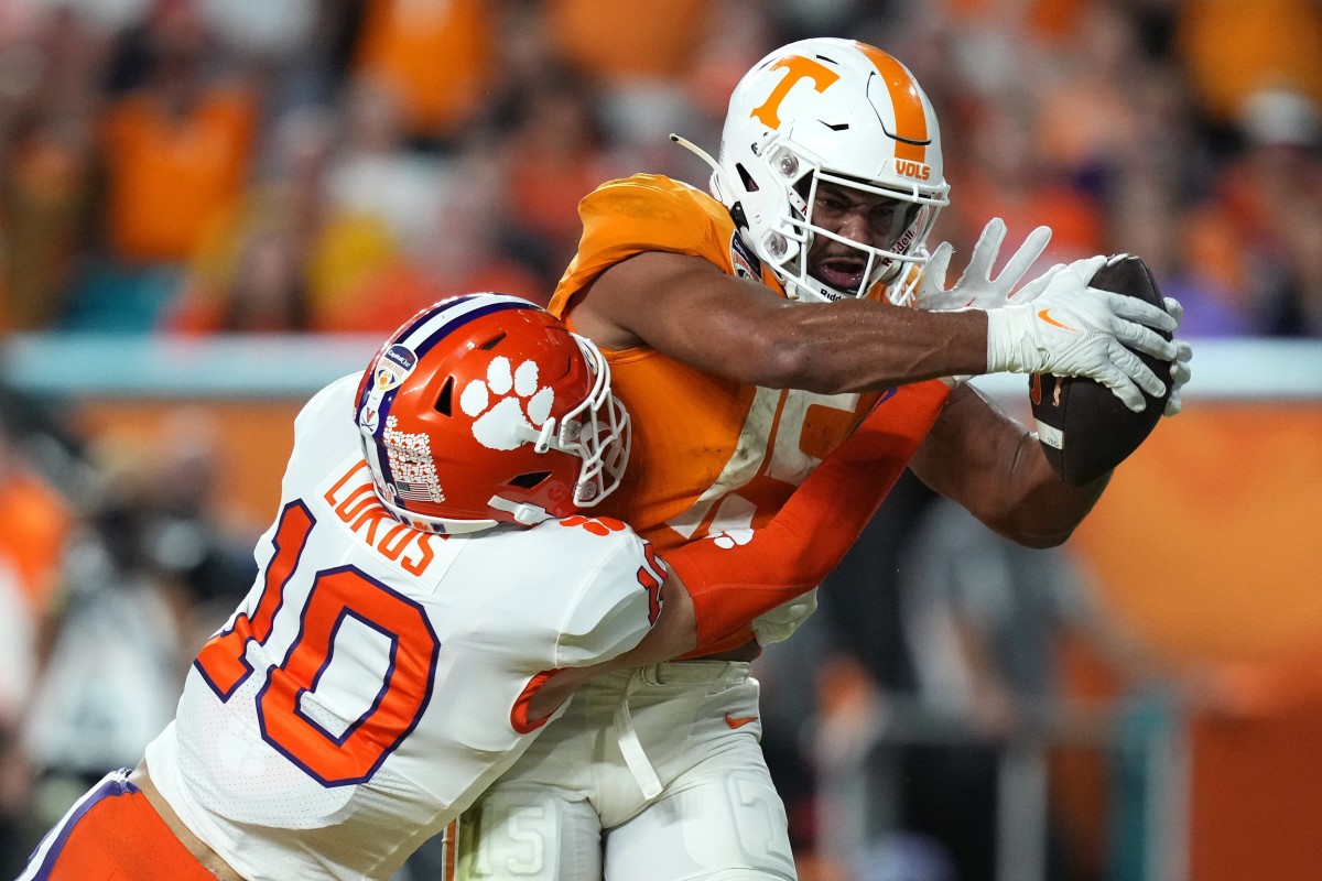 Halftime Thoughts: No.6 Tennessee-No.7 Clemson - Sports Illustrated ...