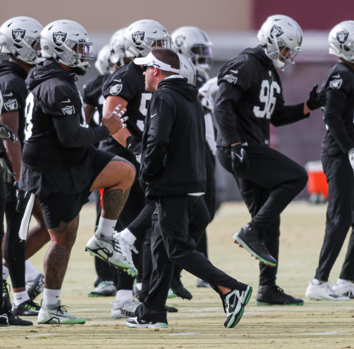 Urgent Las Vegas Raiders issues #1: critical in-game adjustments ...