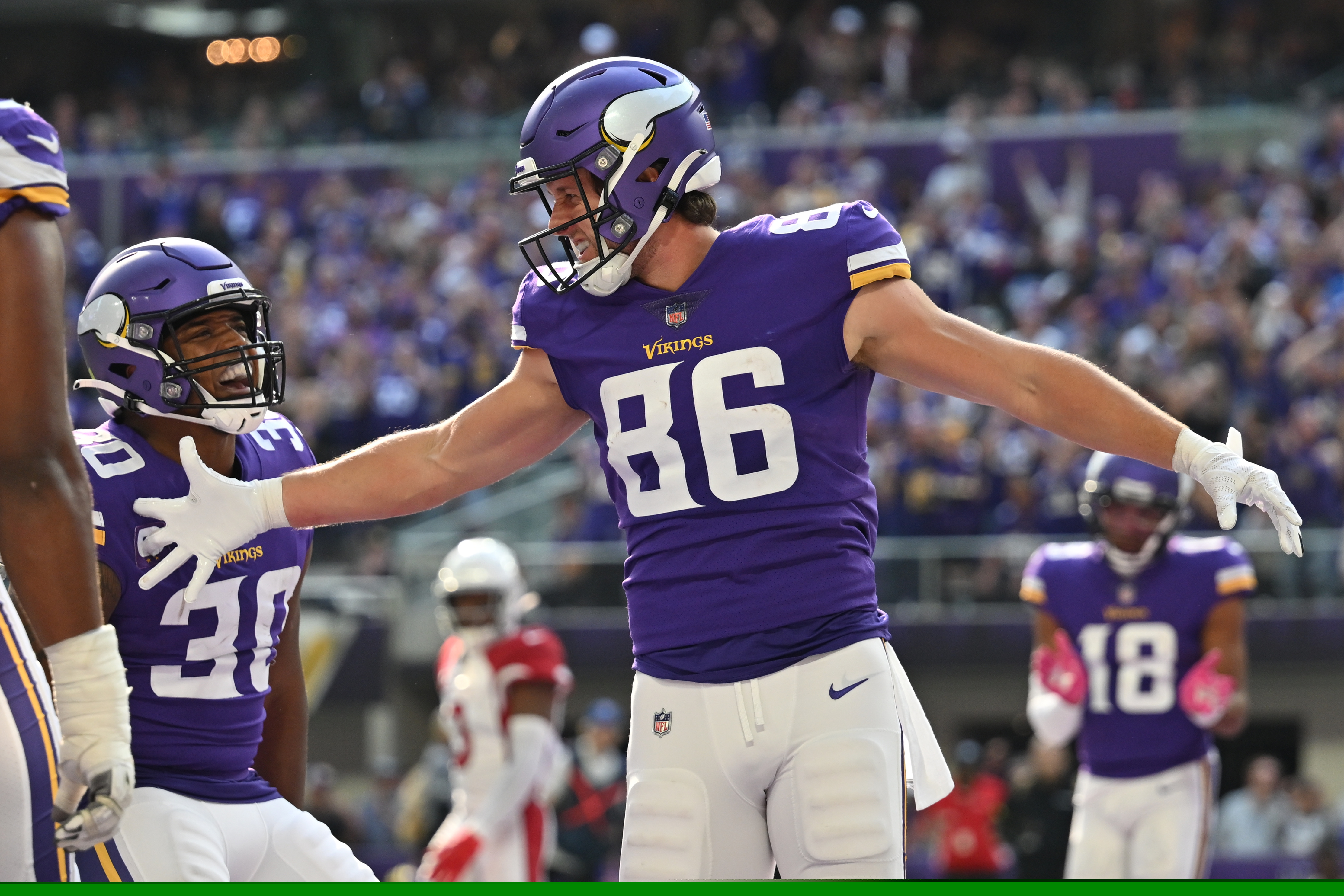 Vikings' offense uses its big men to create versatile attack - Sports ...