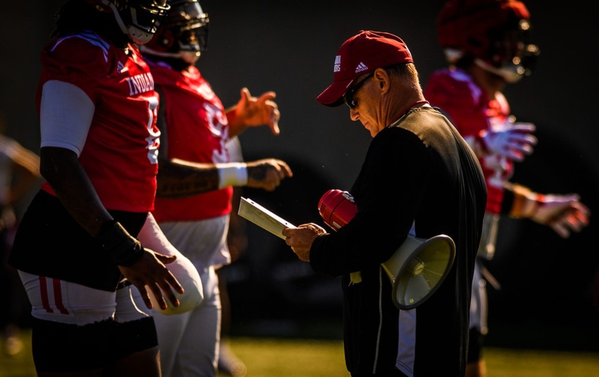 Indiana Football Hopes to Land Veteran Quarterback in Transfer Portal ...