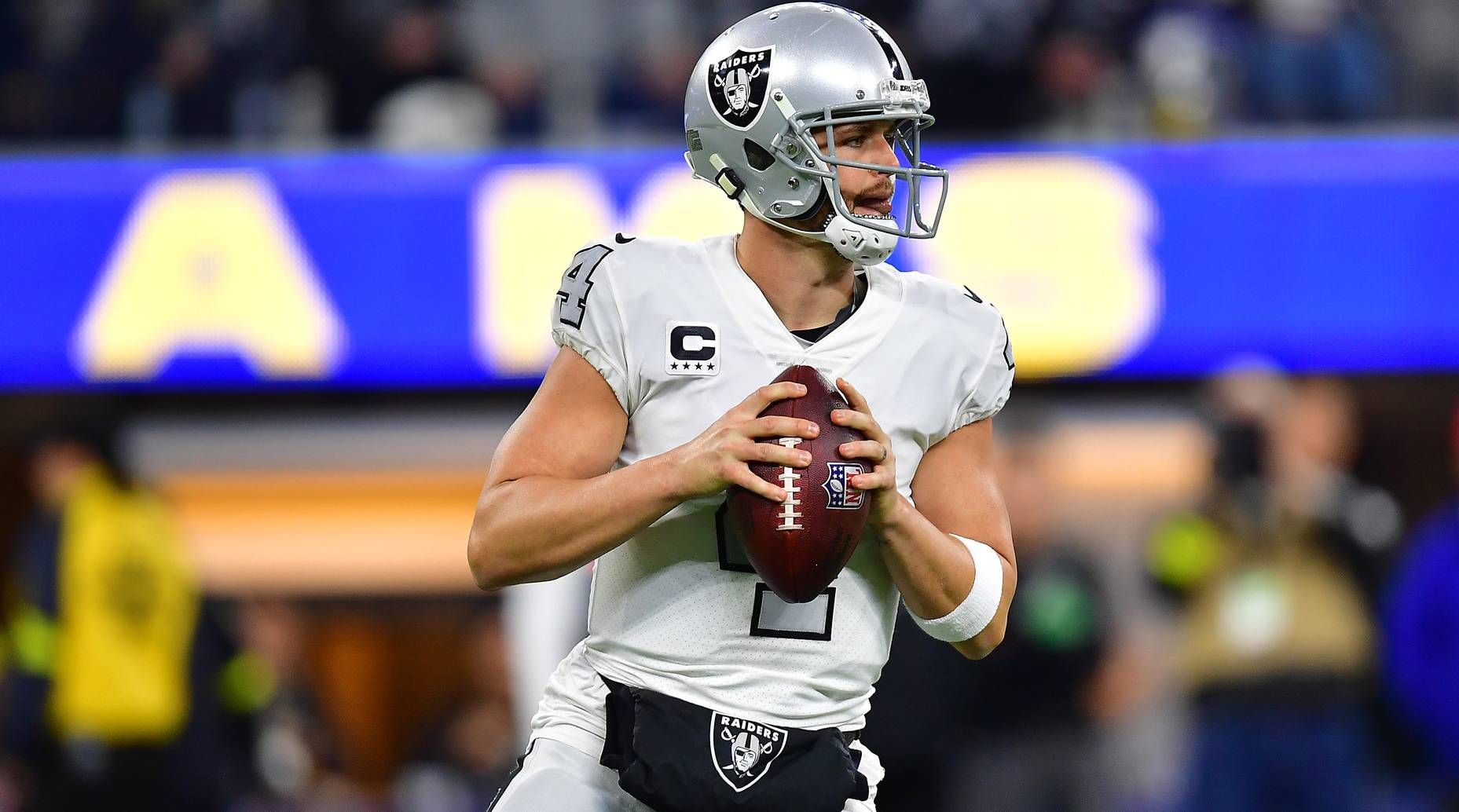 Raiders Likely Will Try to Trade QB Derek Carr After Super Bowl, per ...