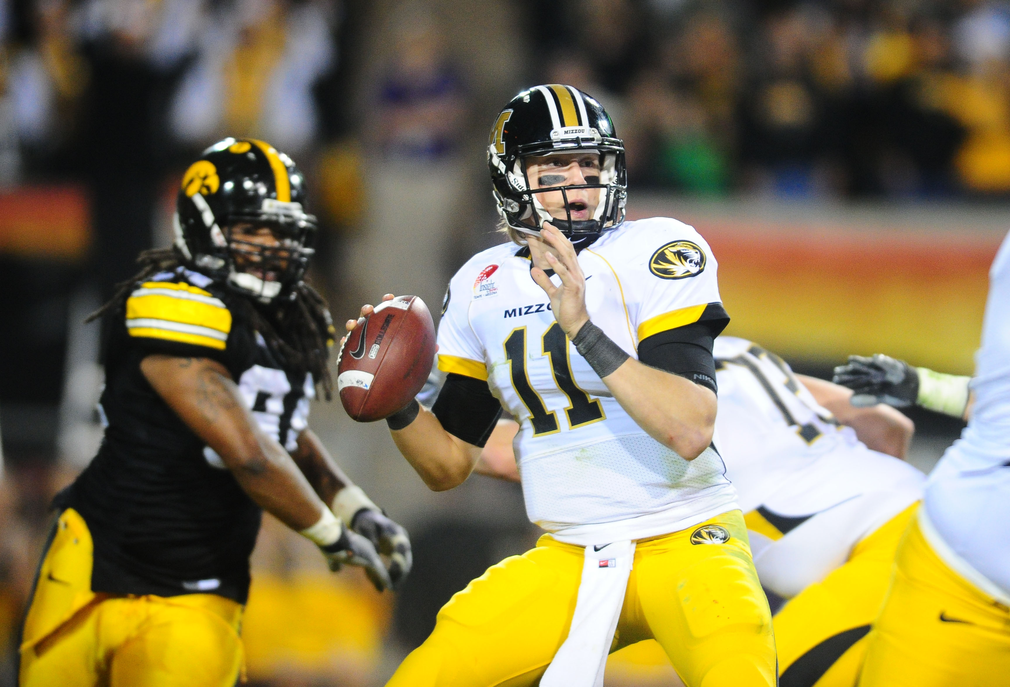 Ex Missouri Tigers 'Hero' QB Blaine Gabbert Saved Family in Helicopter ...