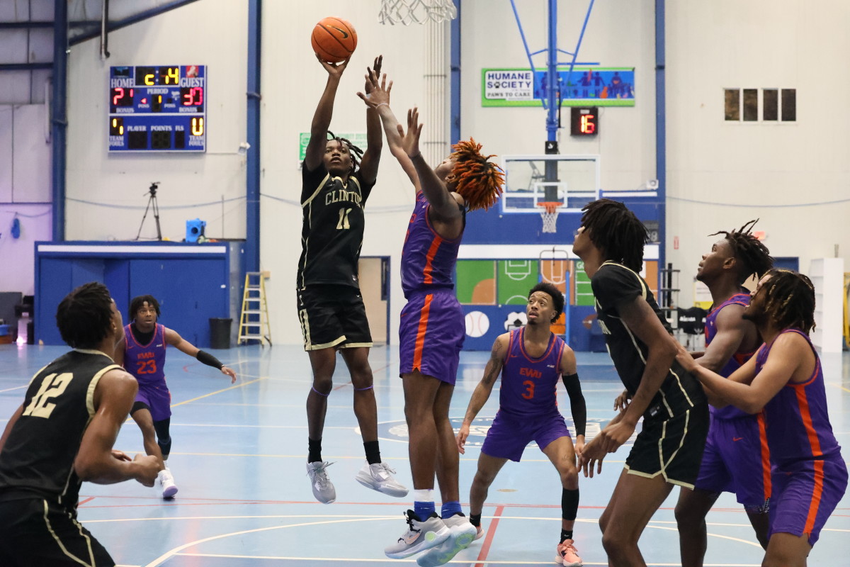 Clinton College Celebrates First-Time Win Over Division II Team, Edward ...