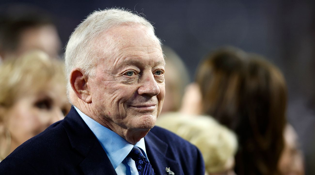 Cowboys’ Jerry Jones Reveals Whether Team Will Rest Players in Week 18 ...