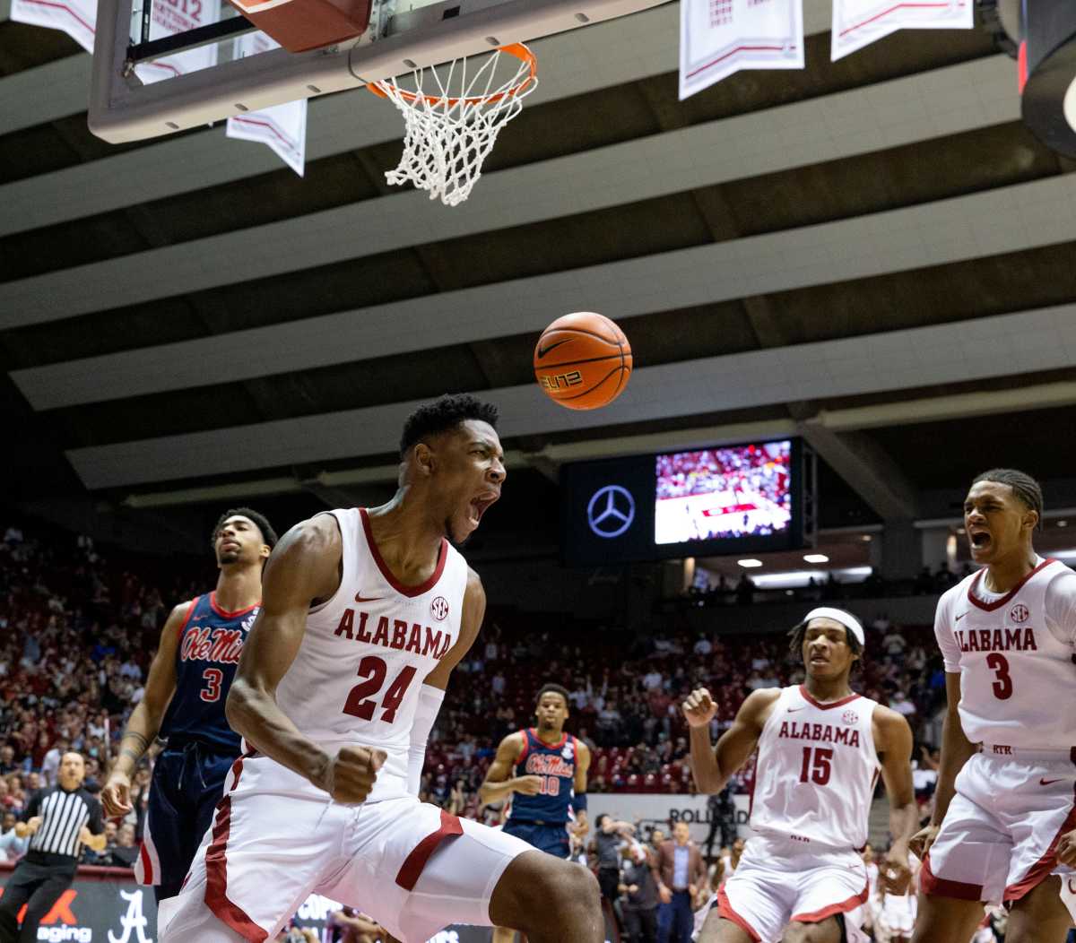 Looking Ahead: NCAA Matchup of Week Features Handful of Potential First ...