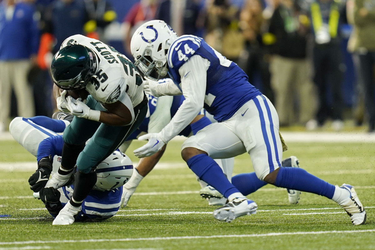 Zaire Franklin Breaks Franchise Single-Season Tackle Record - Sports Illustrated Indianapolis ...