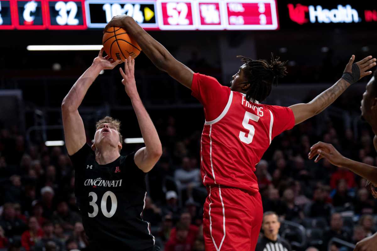 Cincinnati Bearcats Basketball Facing Largest Betting Line Of Season ...