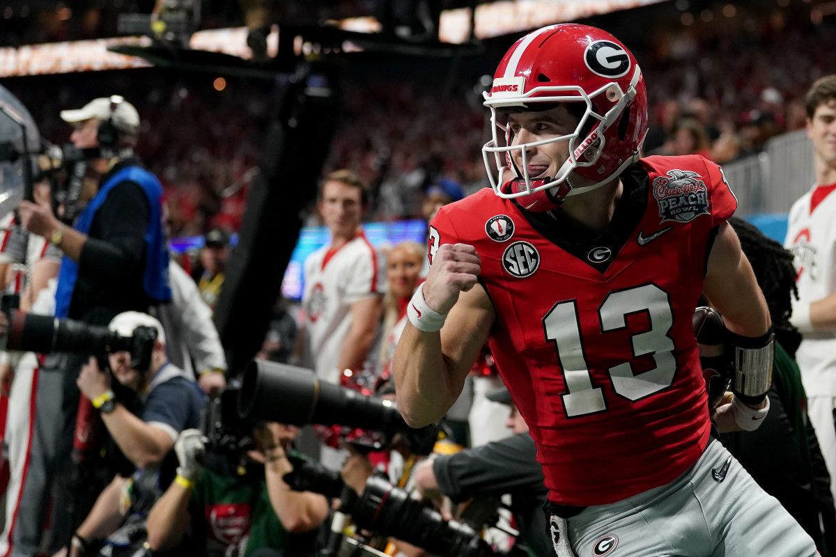 Georgia Football's Stetson Bennett Breaks Passing Yards Record in ...
