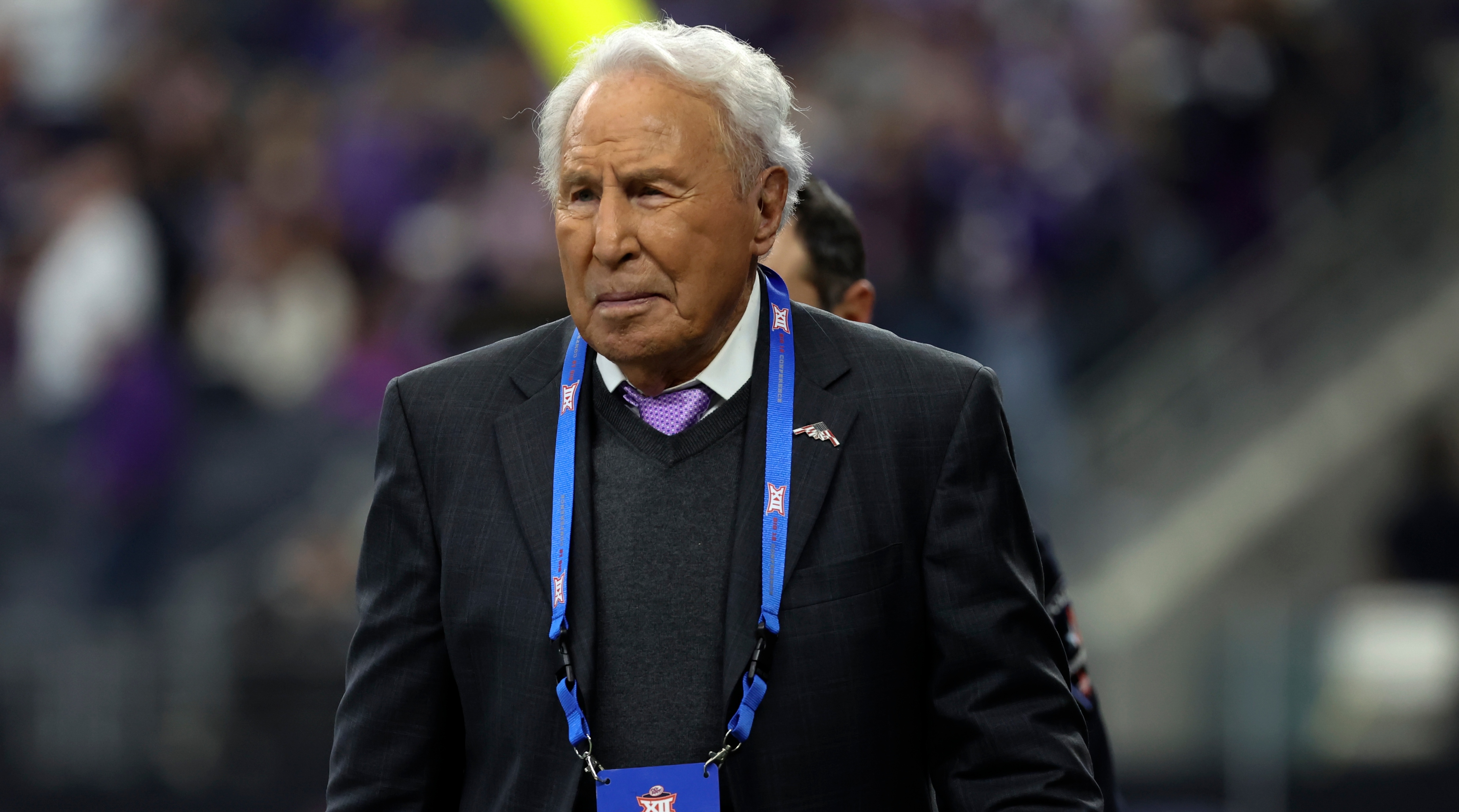 Lee Corso Dupes Viewers With CFP National Championship Headgear Pick ...
