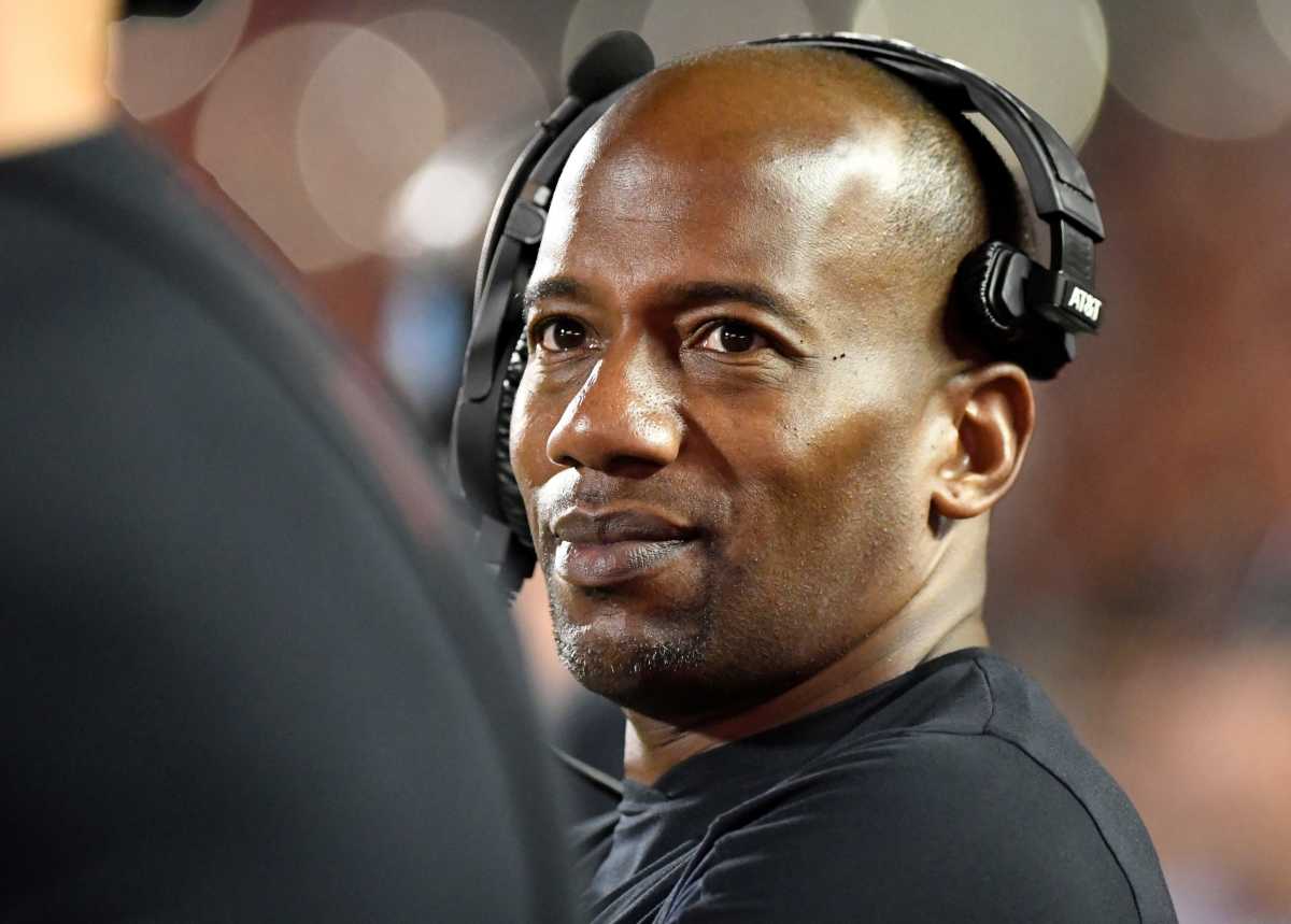 New Oklahoma Coach Emmett Jones 'Fired Up' Inheriting Sooners' Wide ...