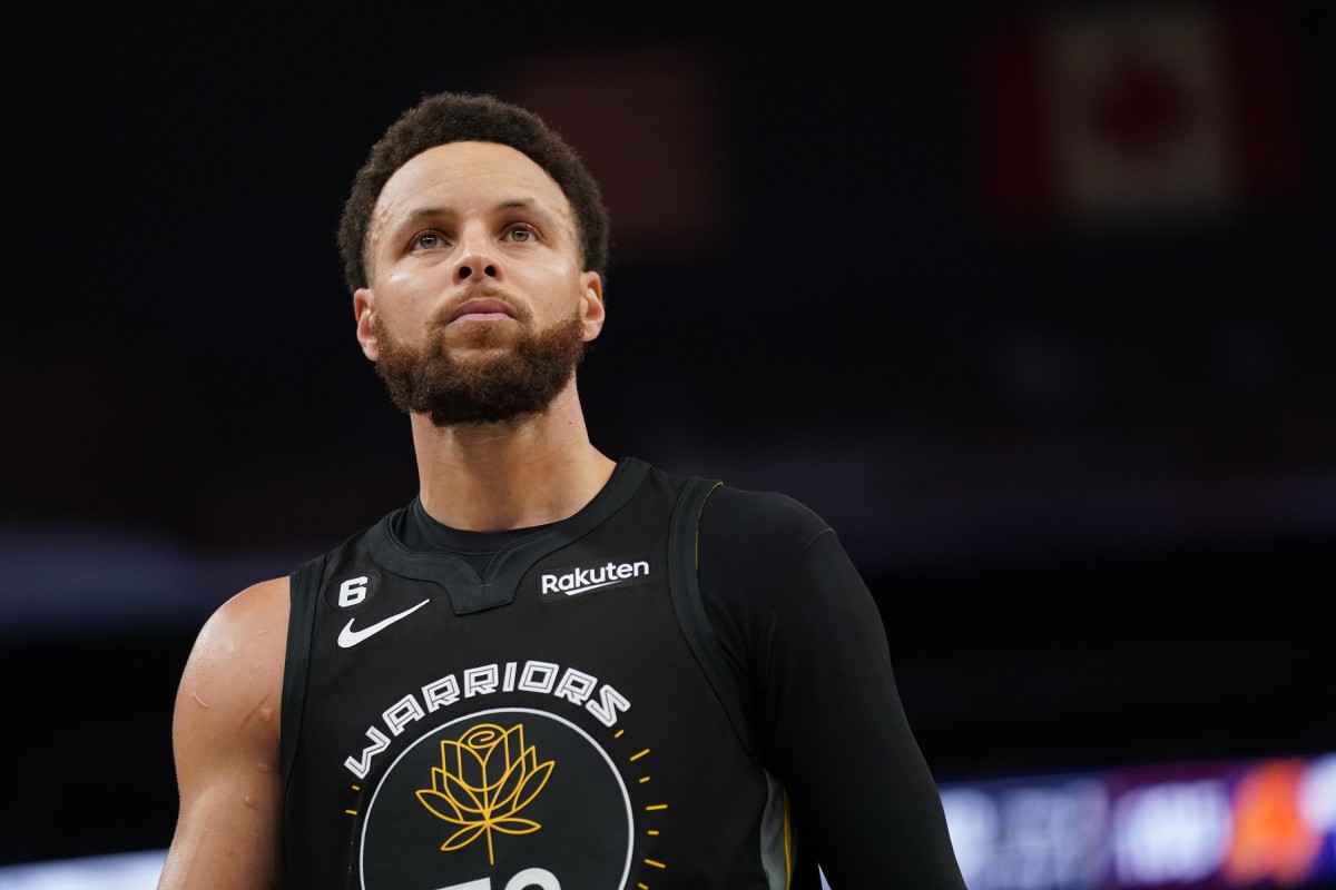 Steph Curry Reacts to Finally Returning From Shoulder Injury - Inside ...