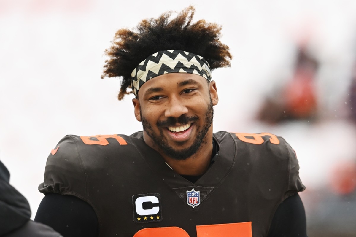 Browns DE Myles Garrett, LG Joel Bitonio Make NFLPA All-Pro Team - Sports Illustrated Cleveland ...