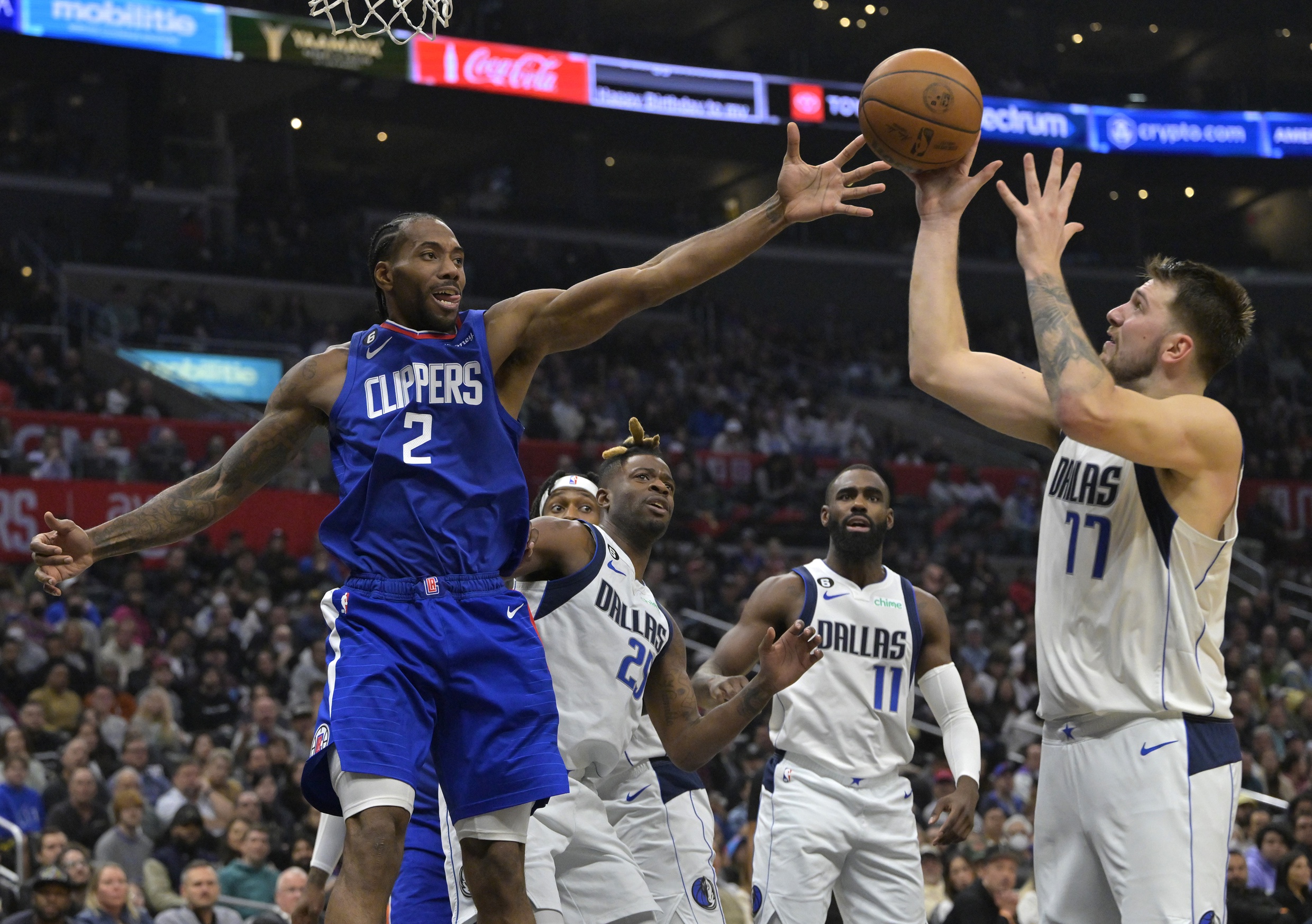 Kawhi Leonard's Clippers Take Care of Luka Doncic's Mavs: 3 Major Takeaways - Sports Illustrated ...