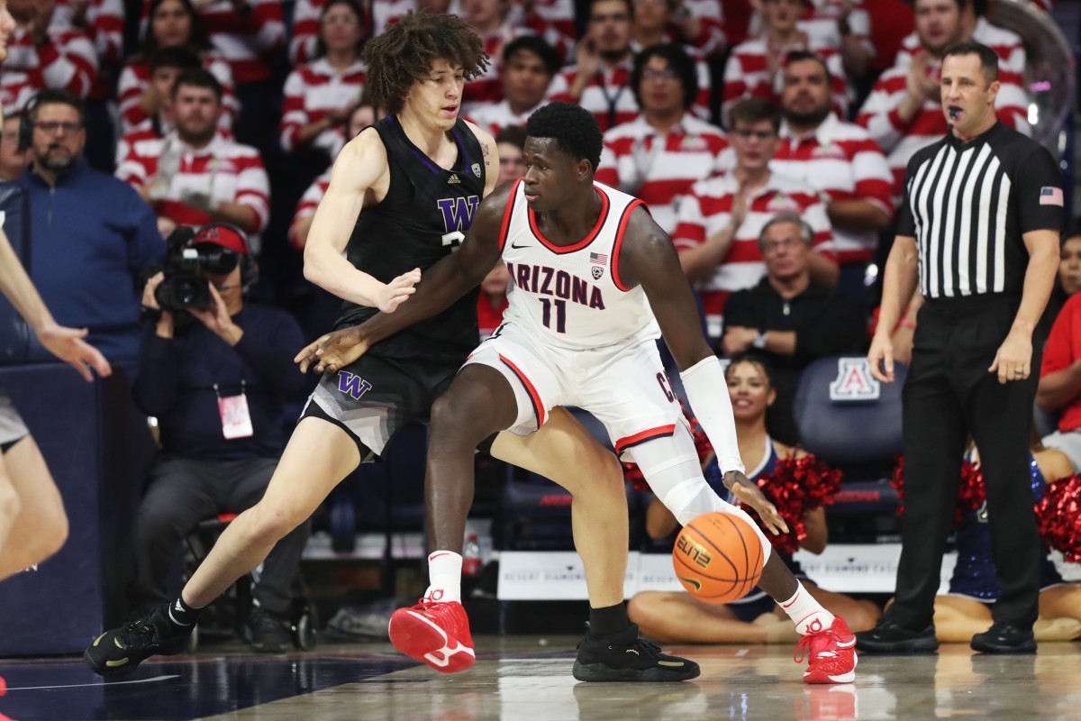 Huskies Enter Last-Place Showdown Needing to Use Their Big Man - Sports ...