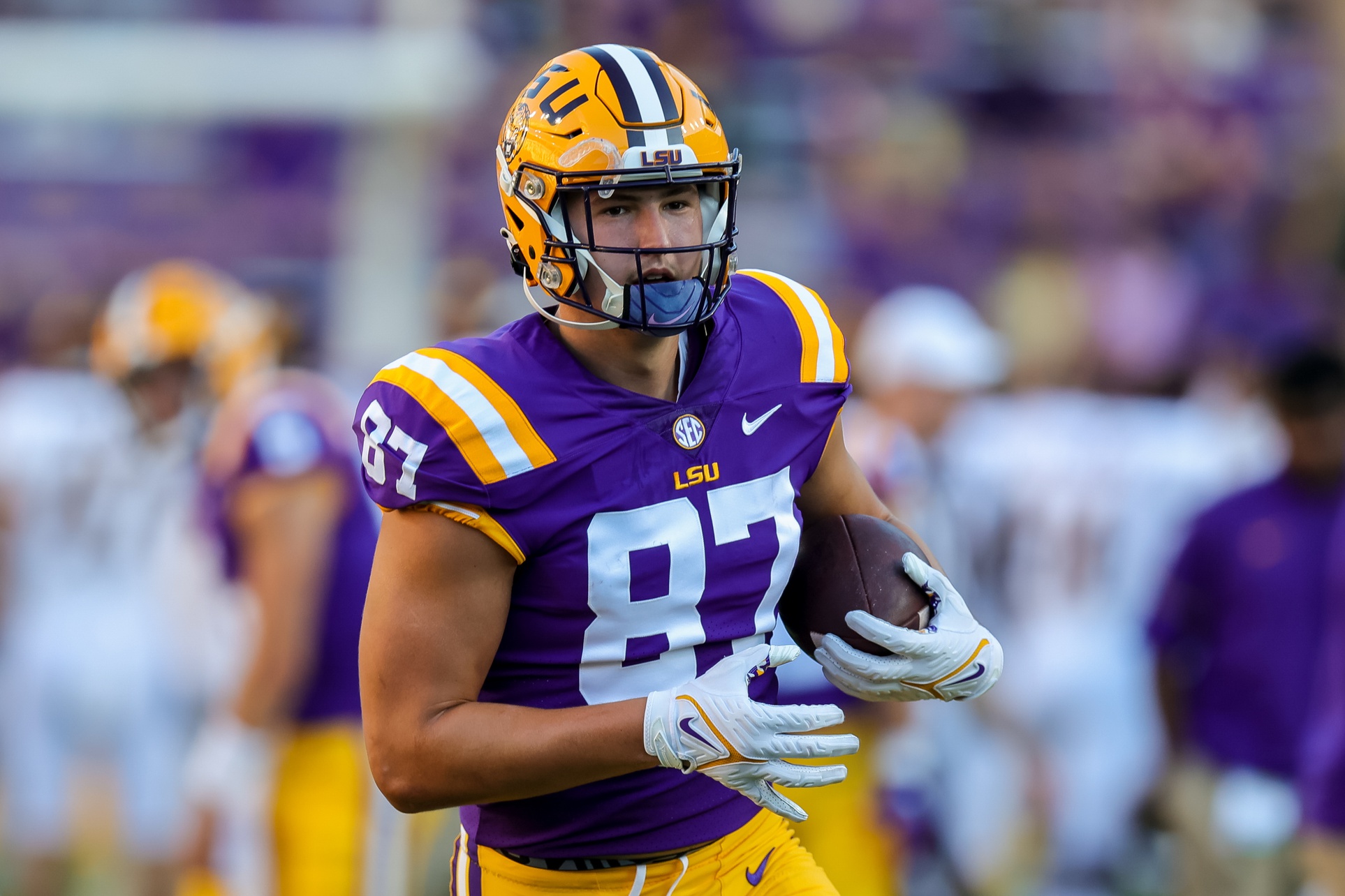 West Virginia Signs LSU Tight End Transfer Kole Taylor - Sports ...