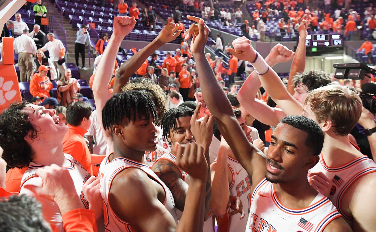 Clemson Tigers Put Undefeated ACC Record on Line at Wake Forest ...