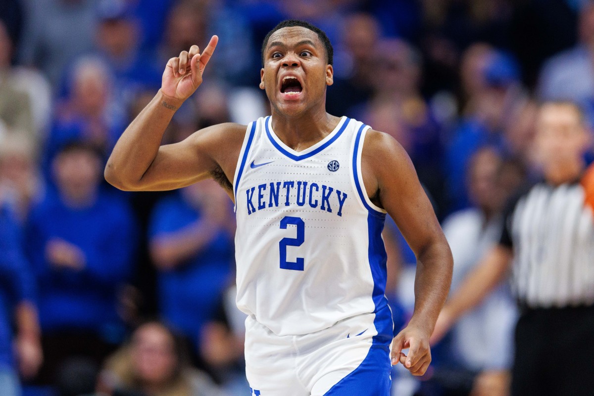 Pregame Report: Sahvir Wheeler, Daimion Collins Available to Play ...