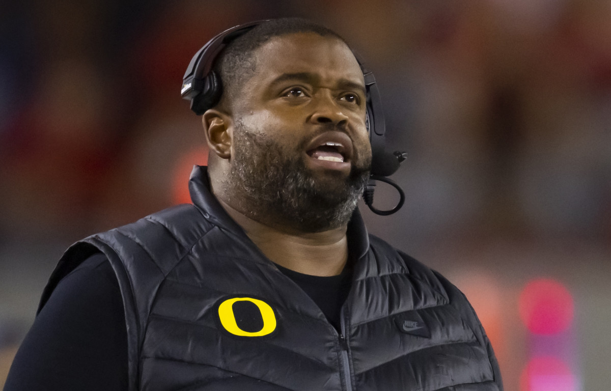 Oregon Offensive Line Coach Adrian Klemm Reportedly Interviewing for ...