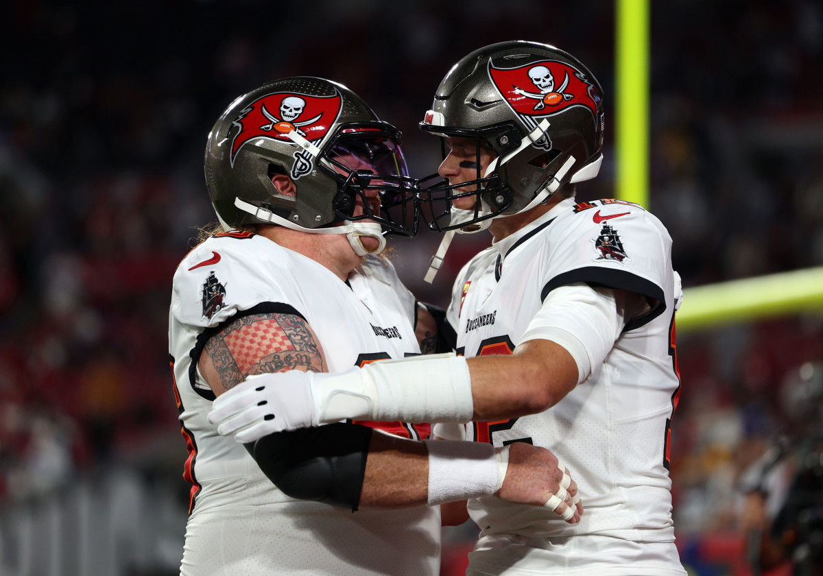 Report: Buccaneers' Players Suspect Tom Brady Has Made Decision in Tampa Bay - Tampa Bay ...