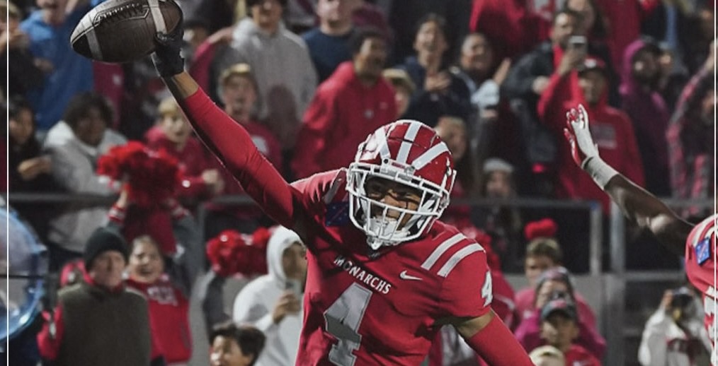Huskies Lose One Mater Dei DB, Turn Their Attention to Another - Sports ...
