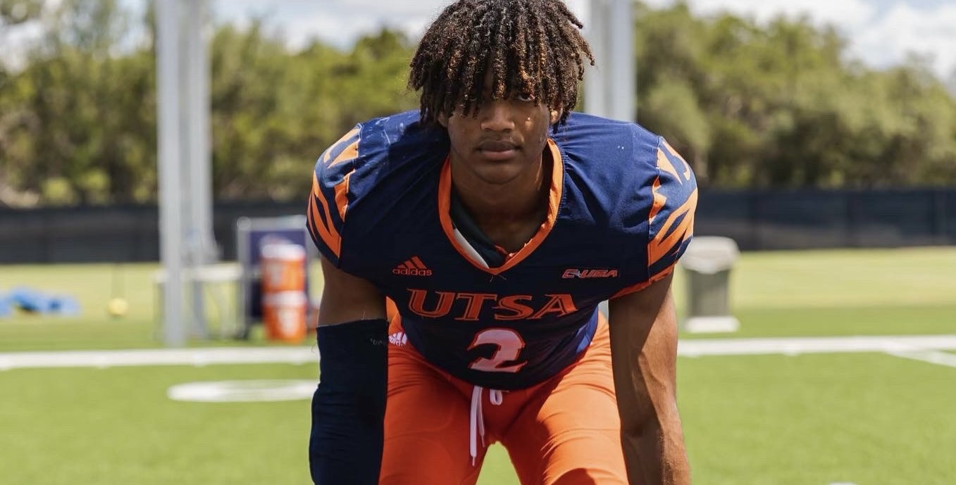 Huskies Offer Top-Rated Texas Cornerback - Sports Illustrated ...
