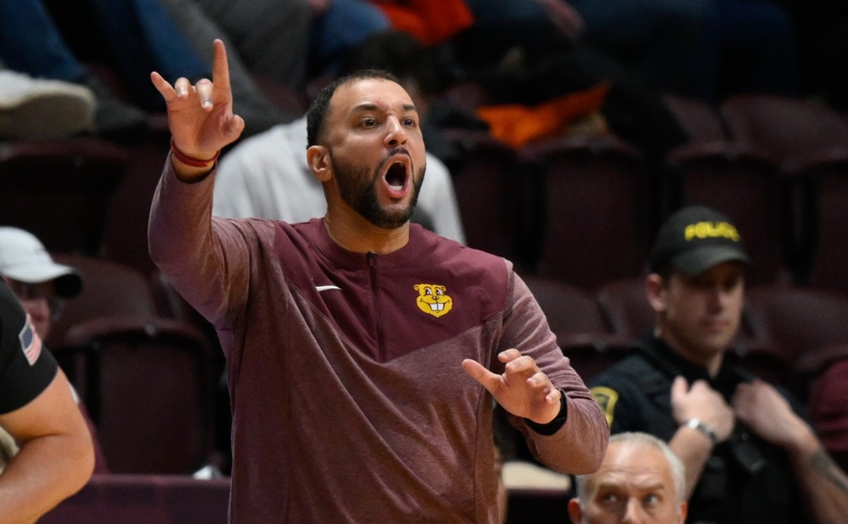 Minnesota Coach Ben Johnson Previews Indiana - Sports Illustrated ...