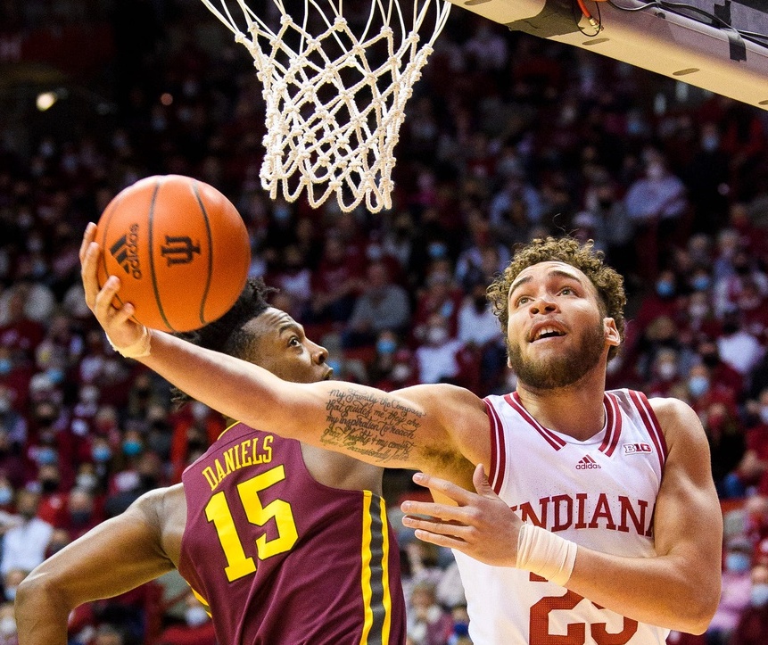 Opening Line: Indiana Hoosiers Look for 4th Straight Win as Heavy ...