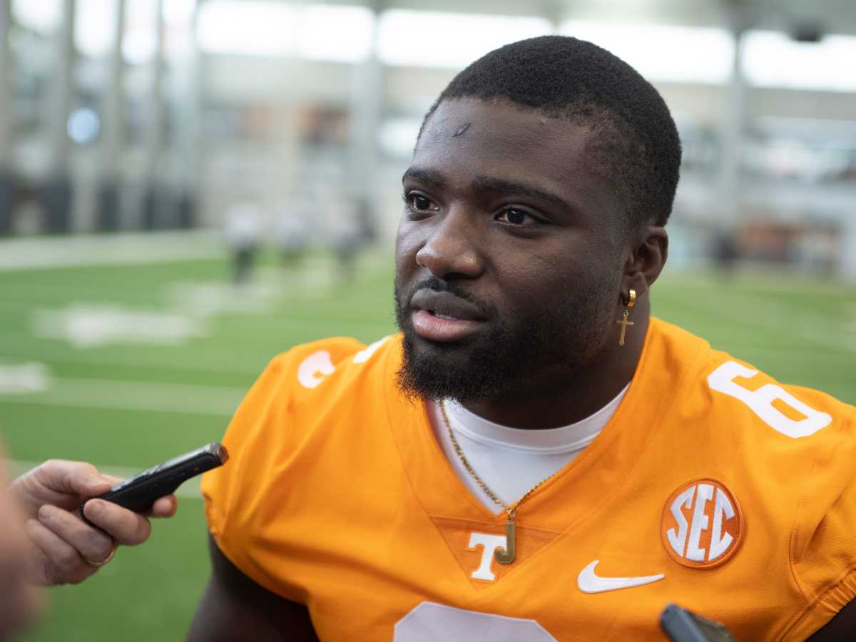 Byron Young Climbing Ahead of NFL Draft - Sports Illustrated Tennessee ...
