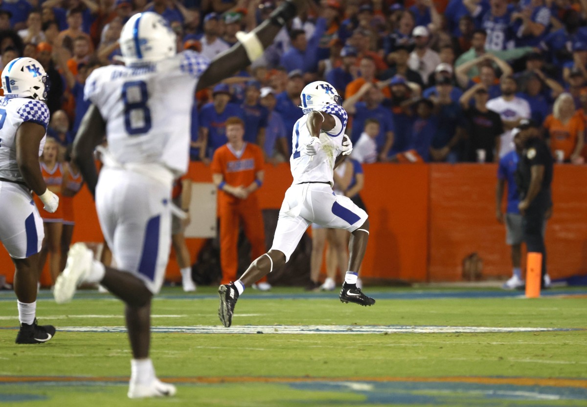 Keidron Smith, Tashawn Manning to Play in 2023 NFLPA Collegiate Bowl ...