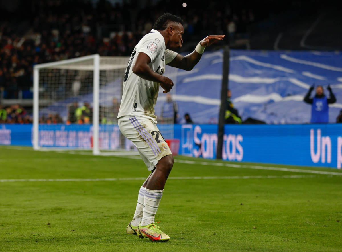 Vinicius Junior dances with & without the ball vs Atletico Madrid ...