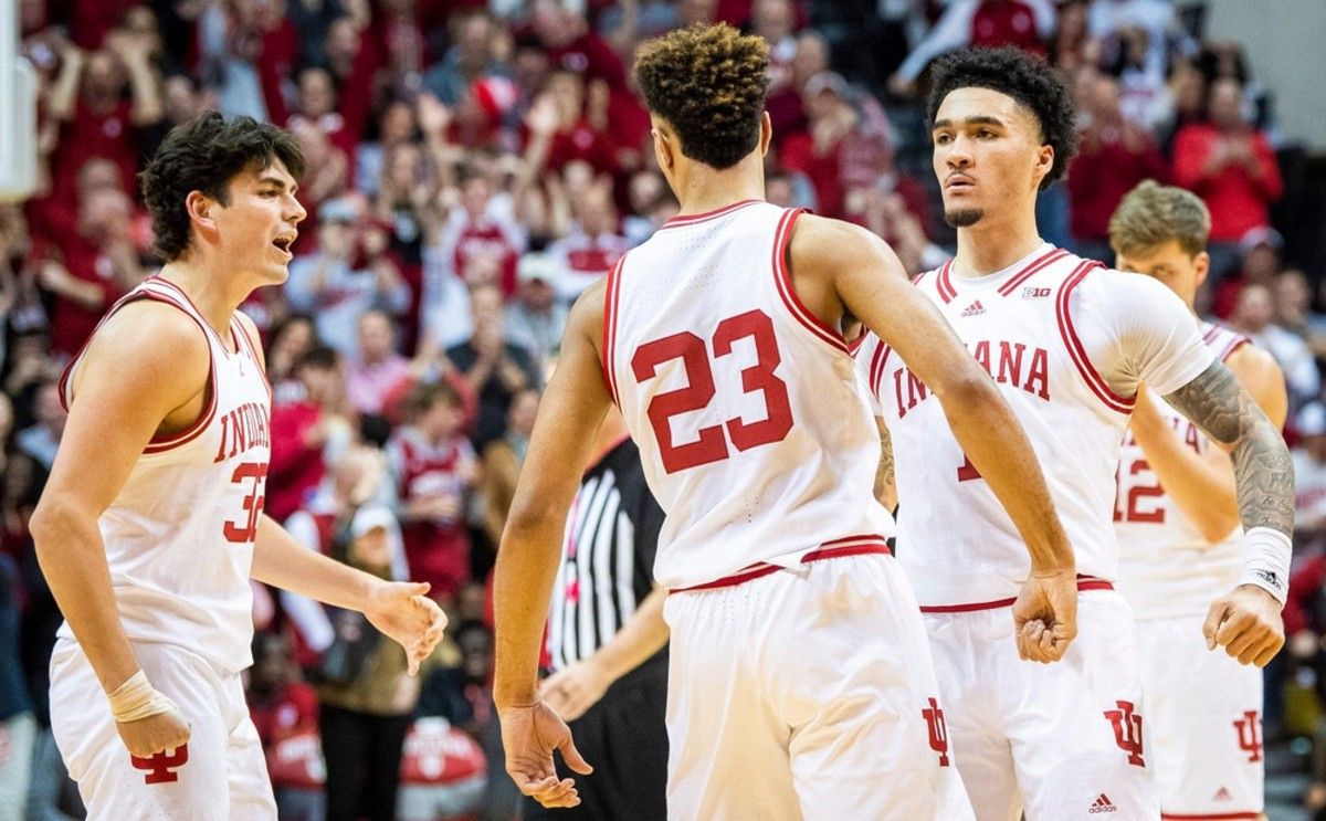 PHOTO GALLERY: Indiana Basketball Shuts Down Ohio State in the Hall ...