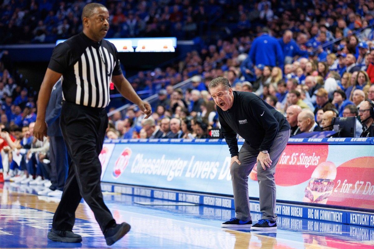 No. 9 Kansas Finds Revenge in 77-68 Toppling of Kentucky in Lexington ...