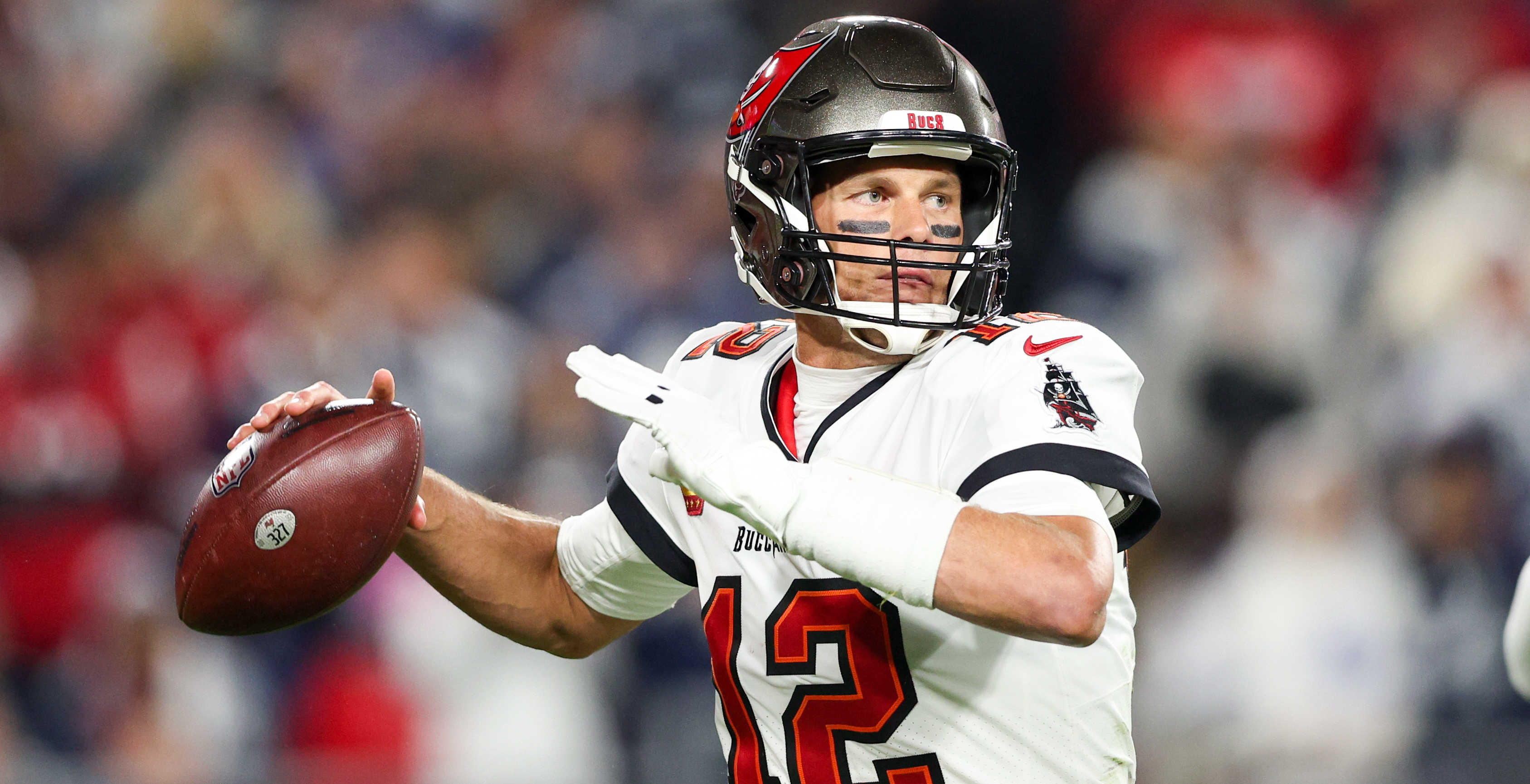 Tom Brady Announces Retirement From NFL Football - Sports Illustrated Syracuse Orange News ...