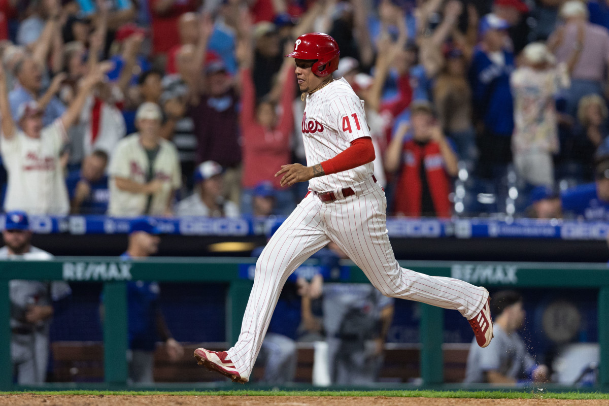 Arizona Diamondbacks Sign Former Philadelphia Phillies to Minor League ...